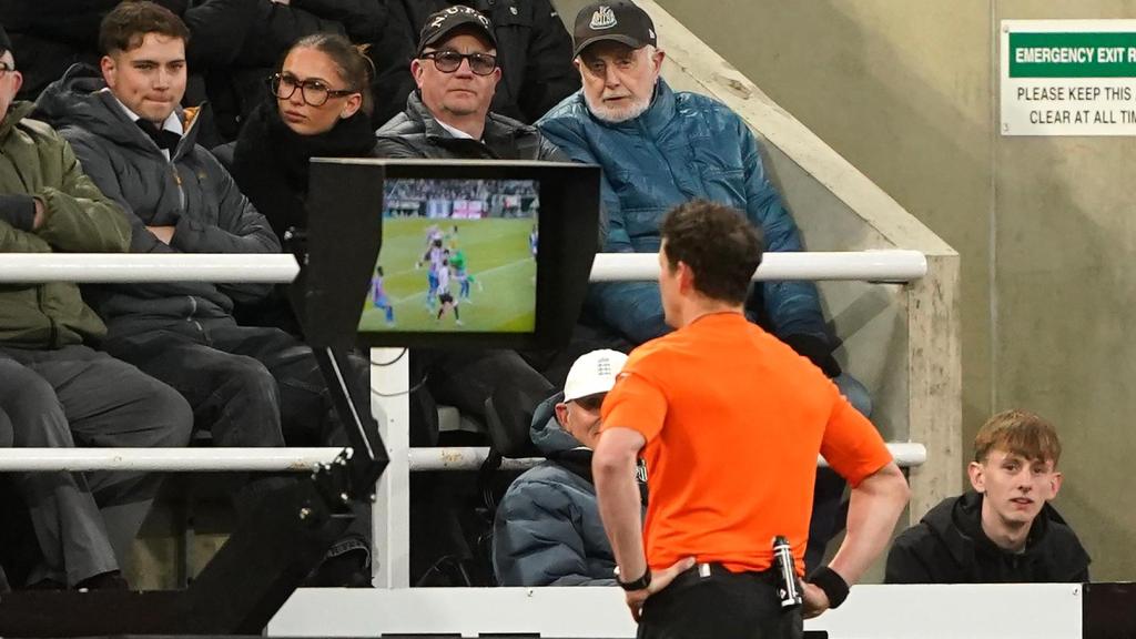 FIFA implementa la 'Ley Wenger' para combatir las pérdidas de tiempo y ...